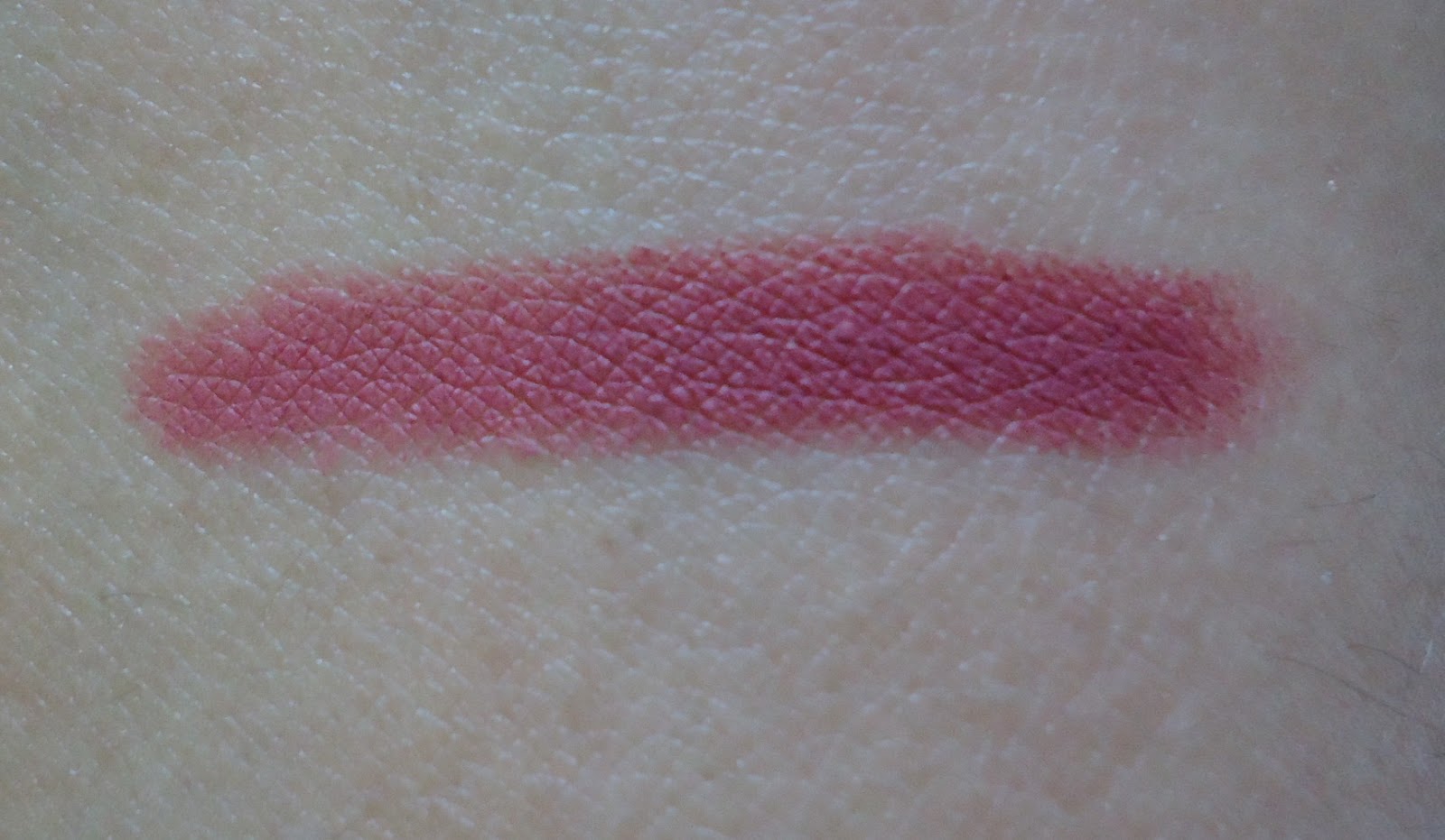 Inglot Matte AMC Lip Pencil 23 Review, Swatches - New Love - Makeup