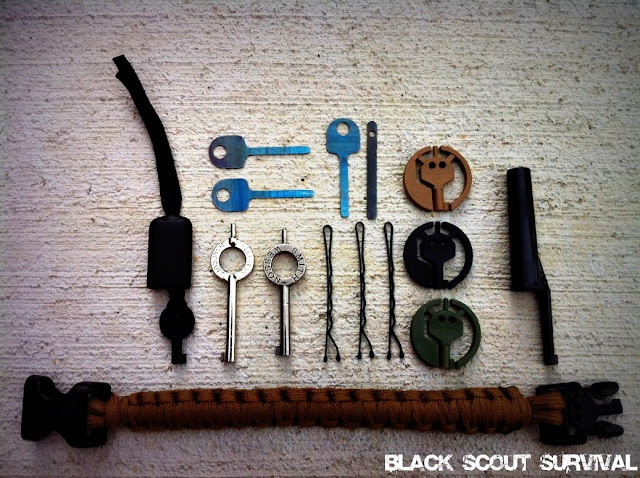 Black Scout Survival: Surreptitious Entry/Escape and Evasion Kit