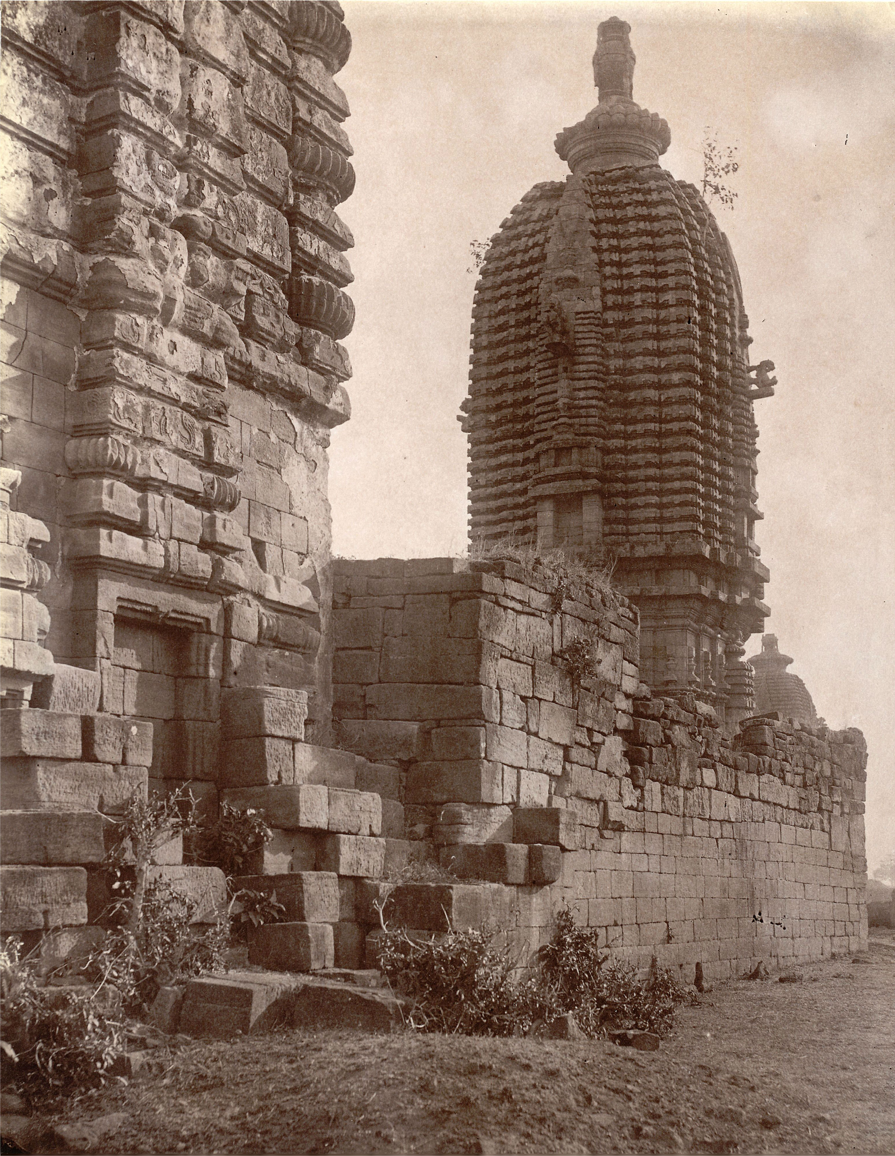Details of mouldings on Panchanana and Siddheshvara Temples, Burdwan ...