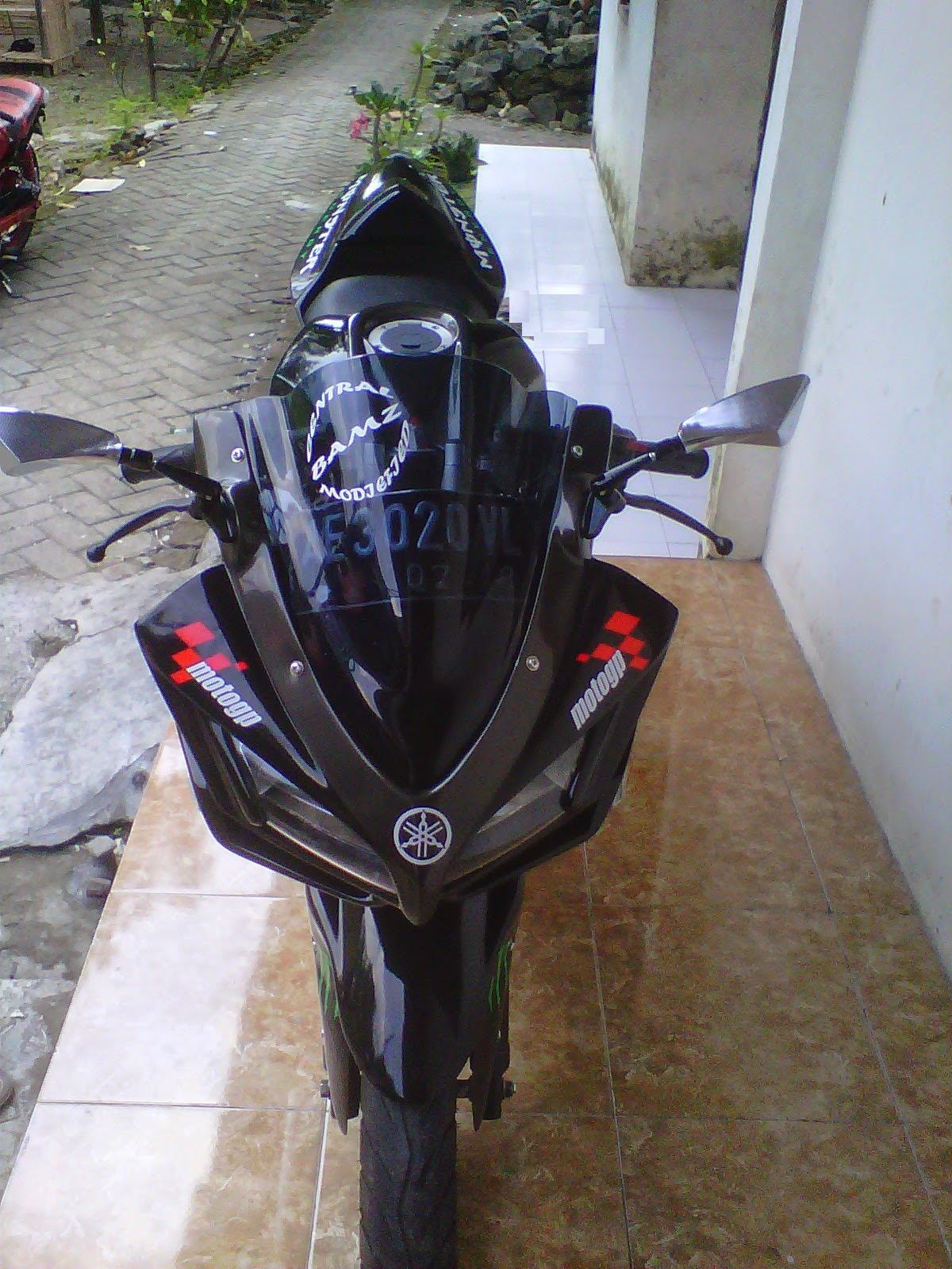 Sentral Modifikasi Jawa Timur: New Vixion Modif R25