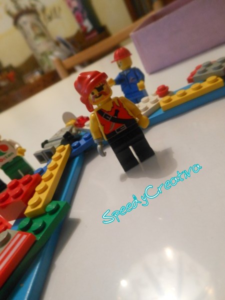 Speedy Creativa: Eco Craft Tour, la cornice con i Lego!