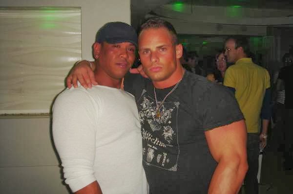 the beauty of male muscle: Joey