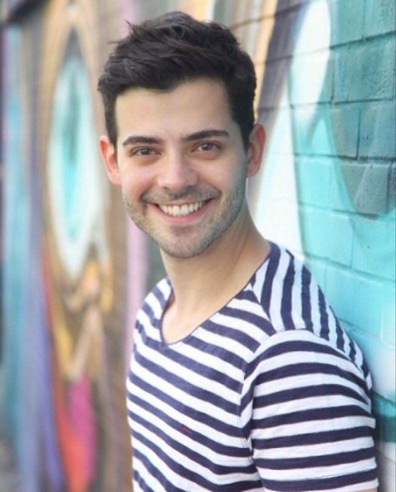 Estante Da Cultura: Entrevista com Jessé Scarpellini