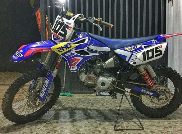 Gambar Modifikasi Bodi Bebek Modif Motor Trail Cross Dan Gestrek Pakai ...