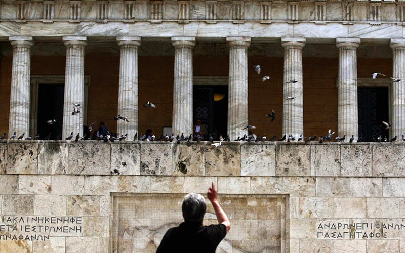 Αιώνια Ελληνική Πίστη: ΔΗΜΟΚΡΑΤΙΚΟ ΤΟΞΟ ΚΑΙ ΕΛΛΗΝΙΚΟΣ ΛΑΟΣ