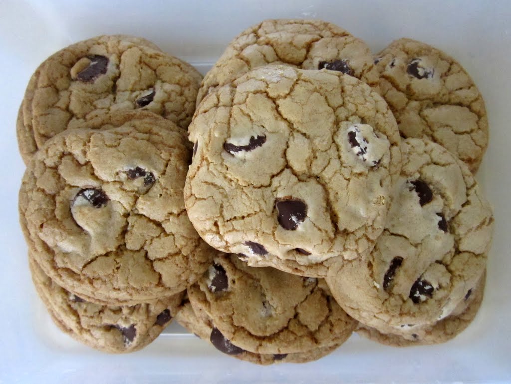 Chomping Board: (Browned butter) chocolate chip cookies