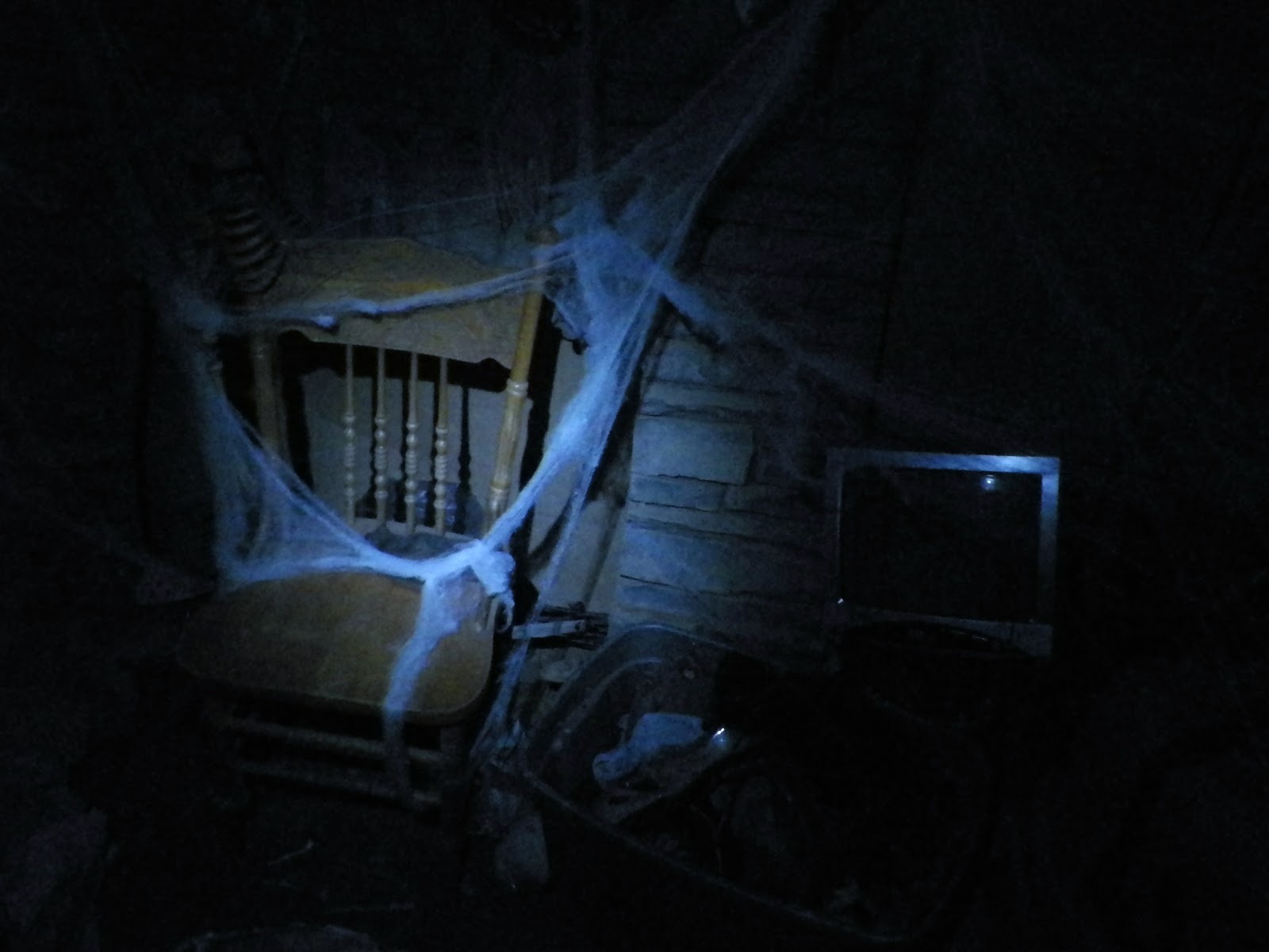 Something wicKED this way comes....: Backwoods Haunted House catches ...
