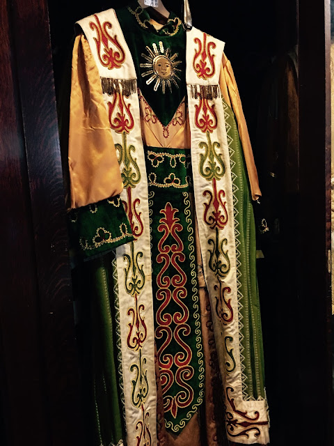 Chasing Santa Fe: THE FASCINATING & BEAUTIFUL SCOTTISH RITE TEMPLE