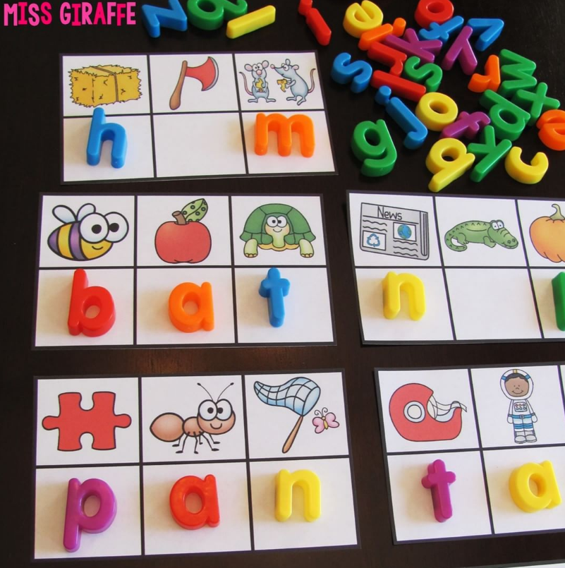 Miss Giraffe's Class: Must Have Classroom Supplies