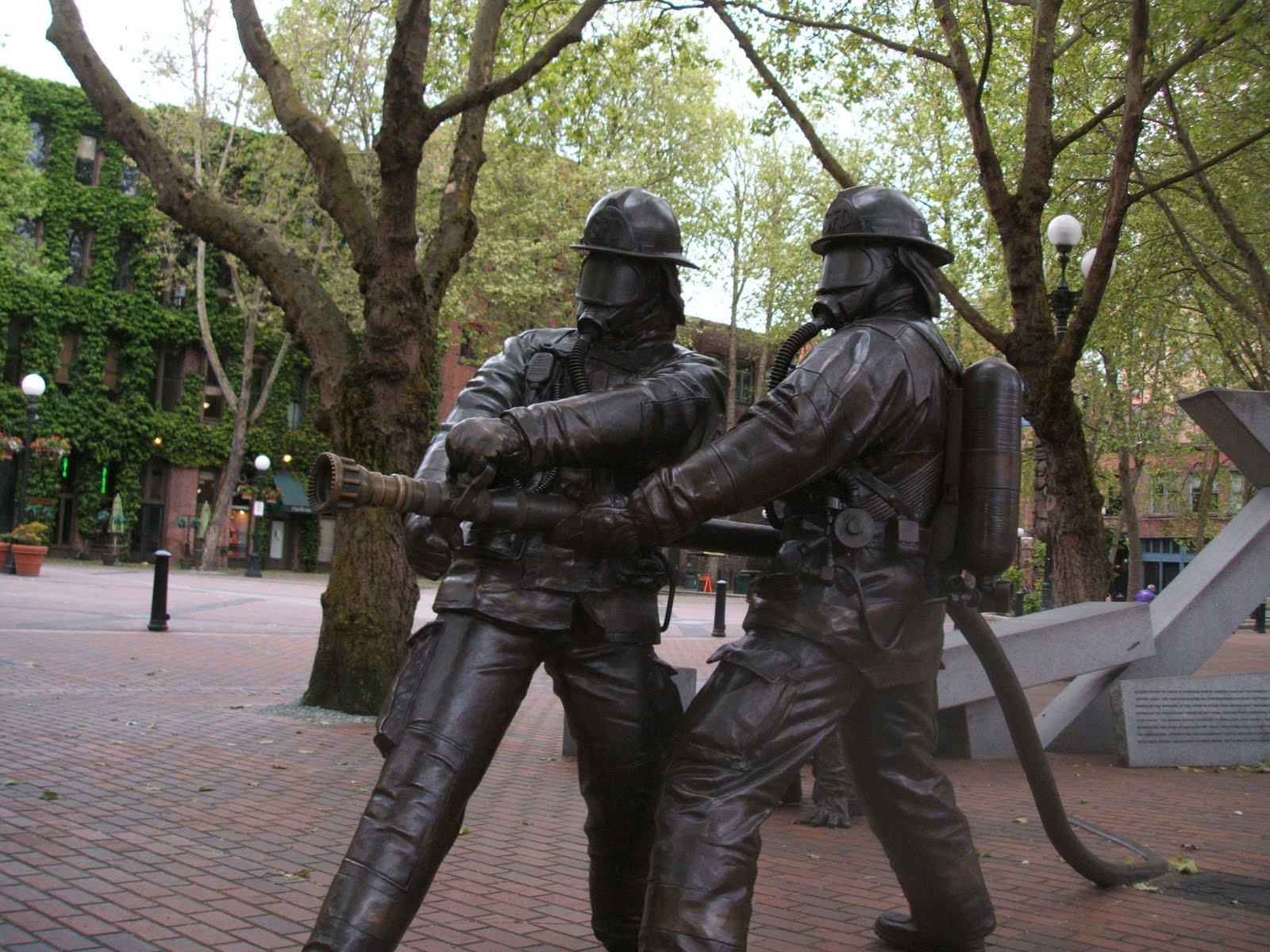 Hawaiian Odysseus: SEATTLE MEMORIAL FOR FALLEN FIREFIGHTERS