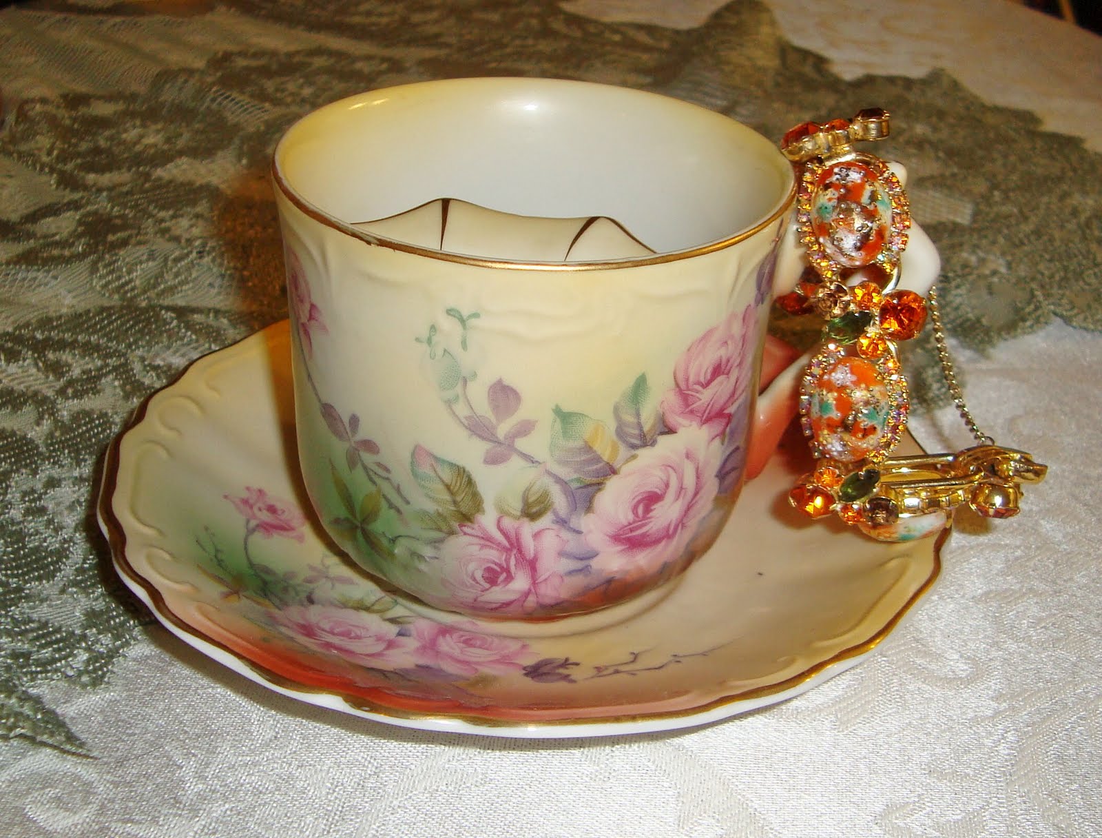 Martha's Favorites: TEA CUPS & ANGELS!