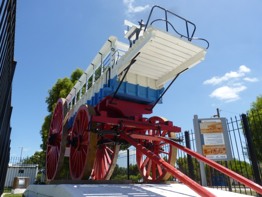 Perfiles Espinosa: febrero 2011