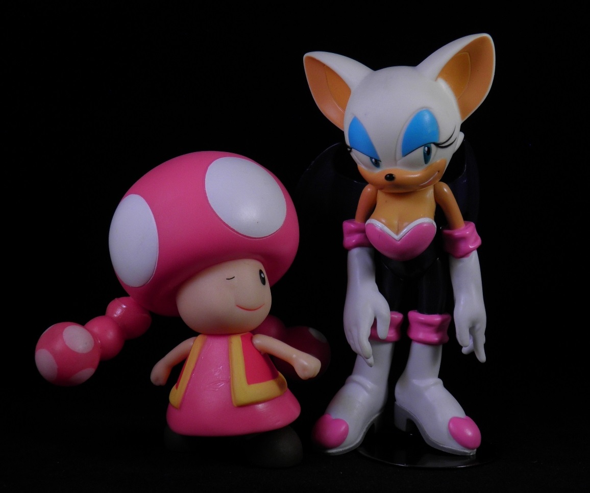 She's Fantastic: Sonic the Hedgehog's ROUGE THE BAT!