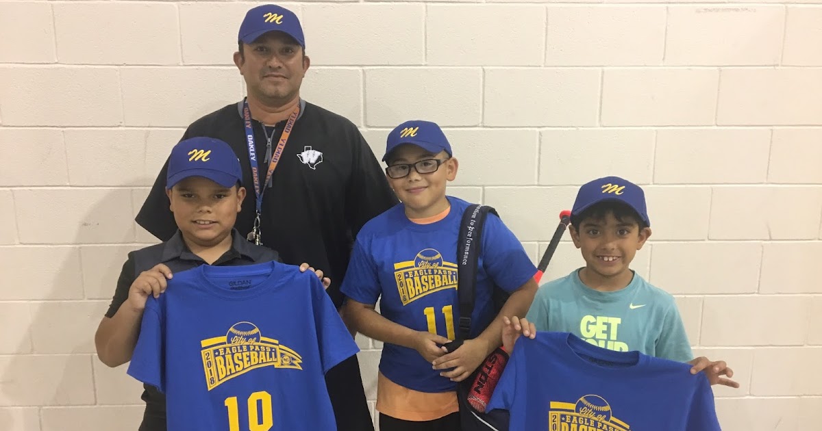 Eagle Pass ISD - iVision: Tigers Receive New Uniforms