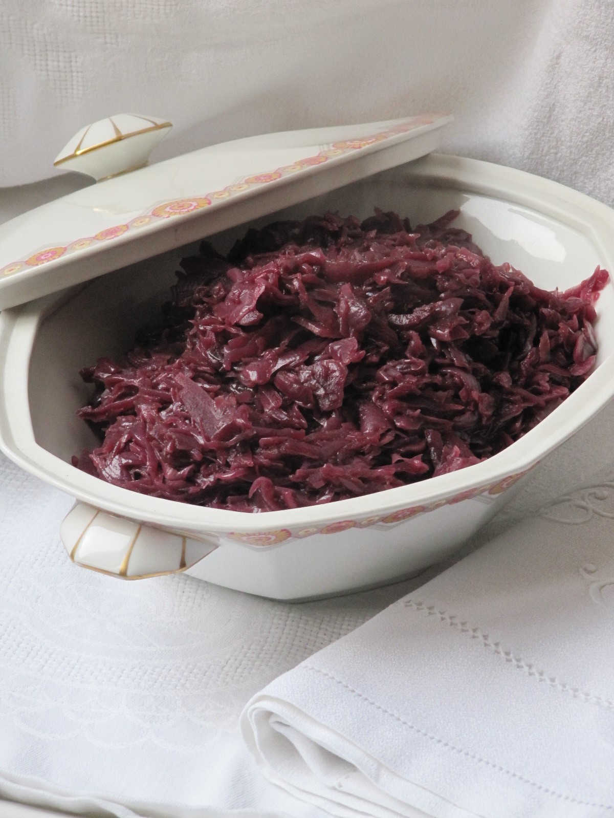 La cuisine d'ici et d'ISCA: Chou rouge à la lilloise