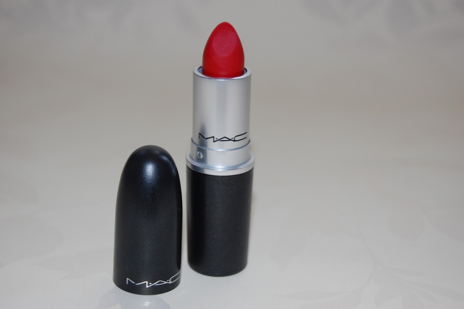 Lipstick Fridays - Beauty Blog: Lipstick Fridays Mac Ruby Woo
