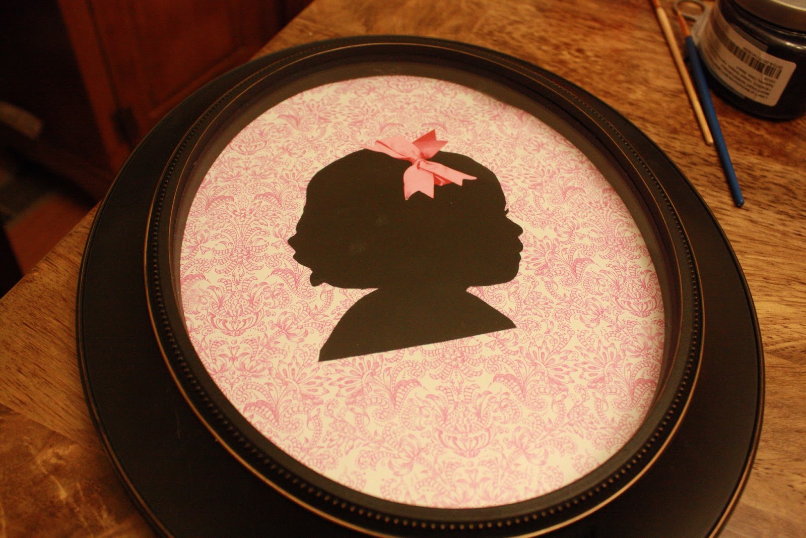 Create at Home Mom: DIY Silhouette Portrait