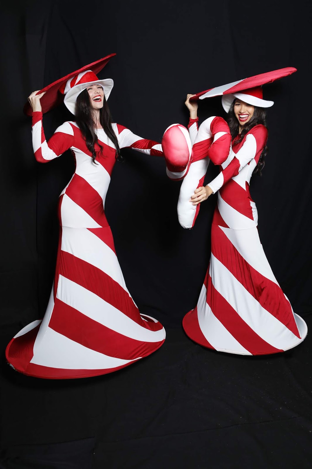 Roving Performers Australia: Santa Human Statue