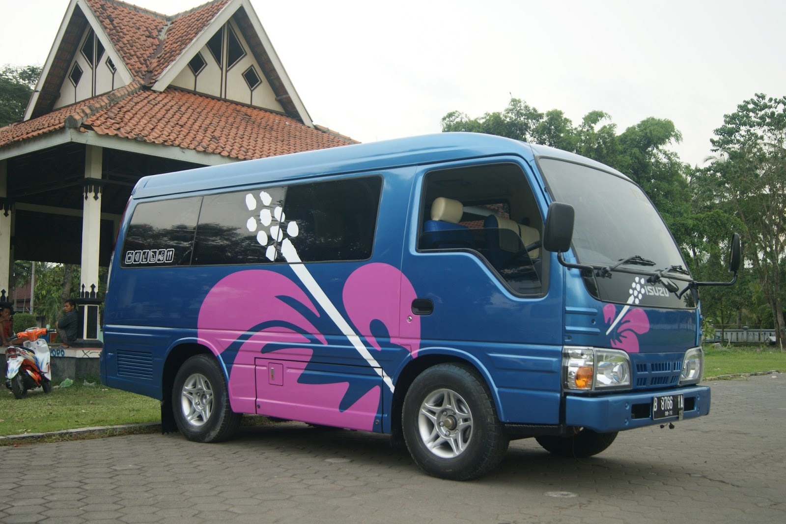 Mageda Karoseri: MOBIL MICROBUS & MINIBUS