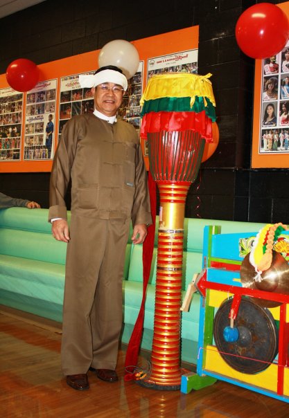 Little Voice In English: A Shan Who Shares And Cares