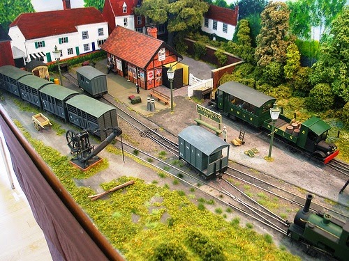 .Downloadable Model Railway Kits