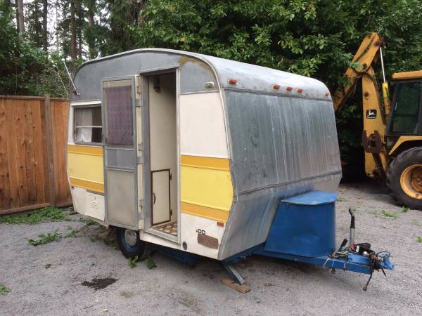 Vintage Small Trailer, 1972 Sprite Travel Trailer - RV & Camper