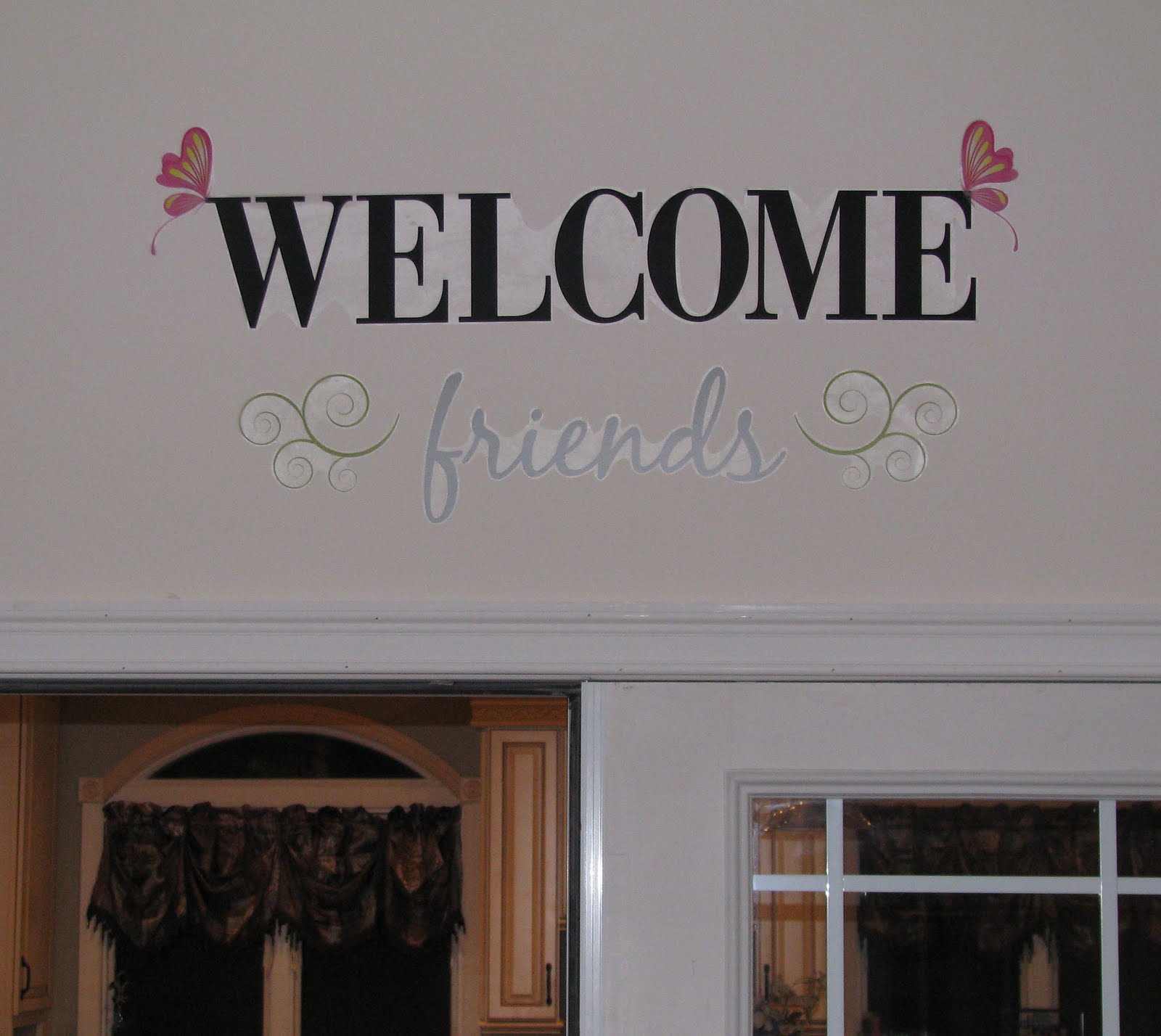 Wall Sticker Outlet: Welcome Friends Wall Sticker