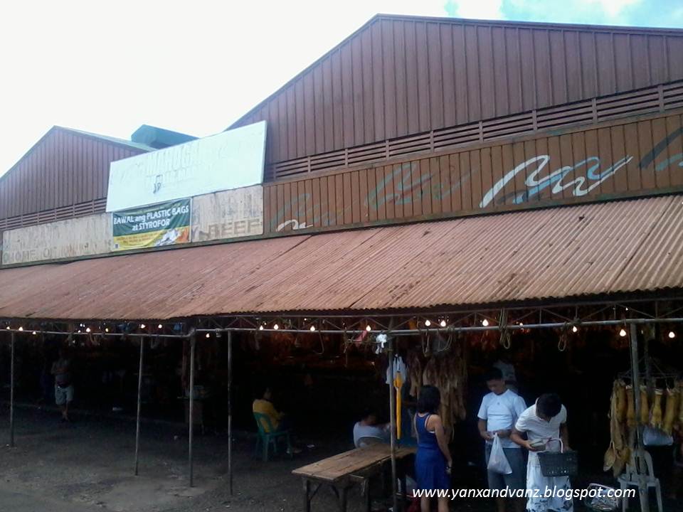 Tagaytay Escapade: Mahogany Market
