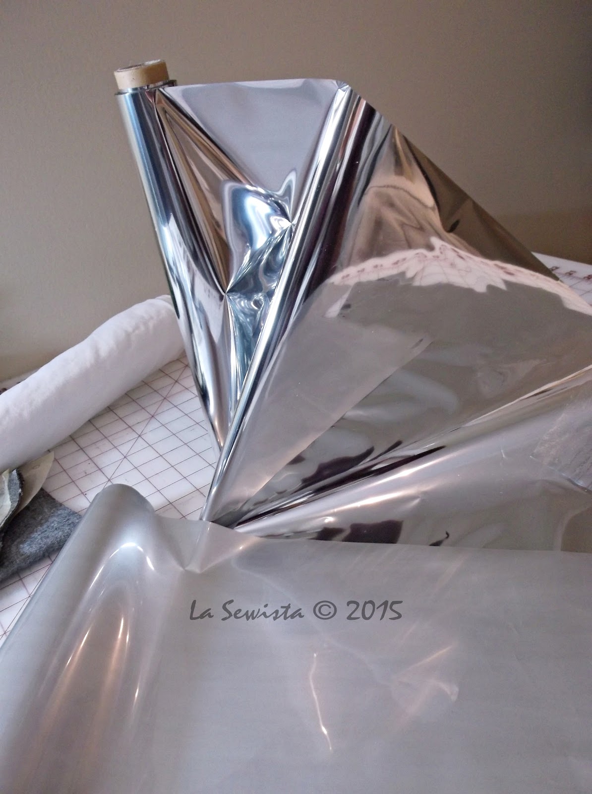 La Sewista!: Foiling 101