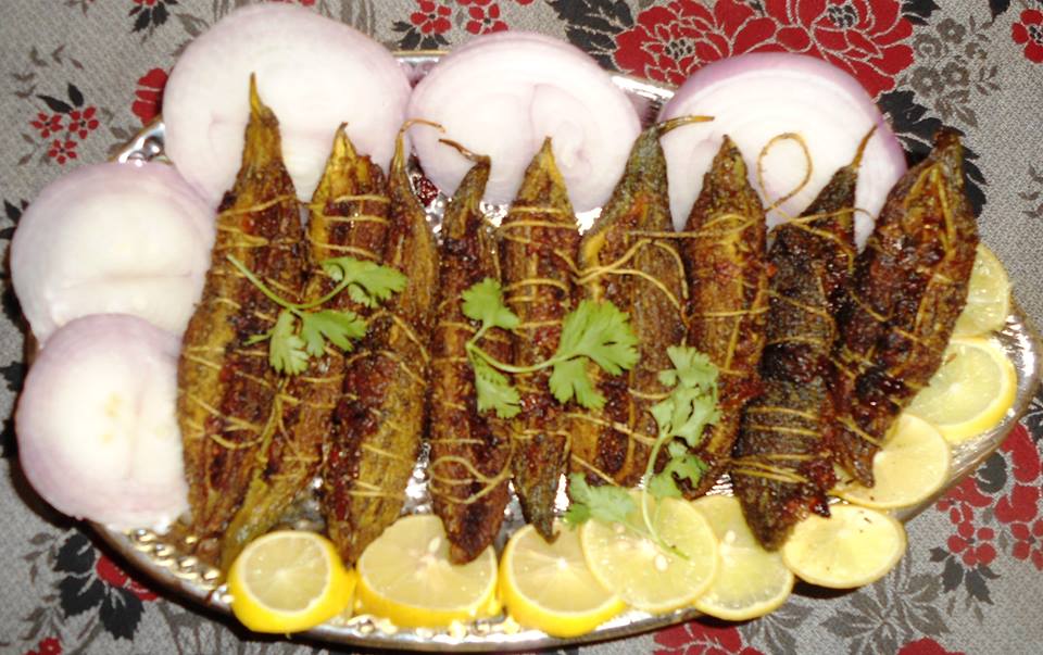 भरलेली कारली - Bharleli Karli ~ जेवण - Jevan.. Marathi Food Recipes...