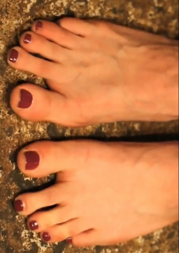 Celebritygala Brittany Snow Feet And Legs Get Her Exact Mtv Look