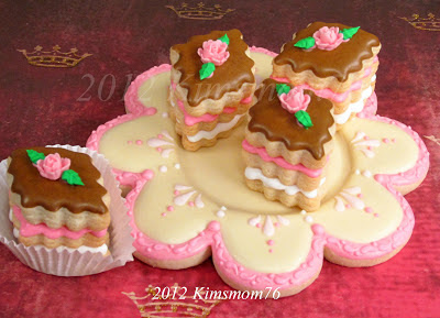 Kimsmom76: Birthday Queen Cookies