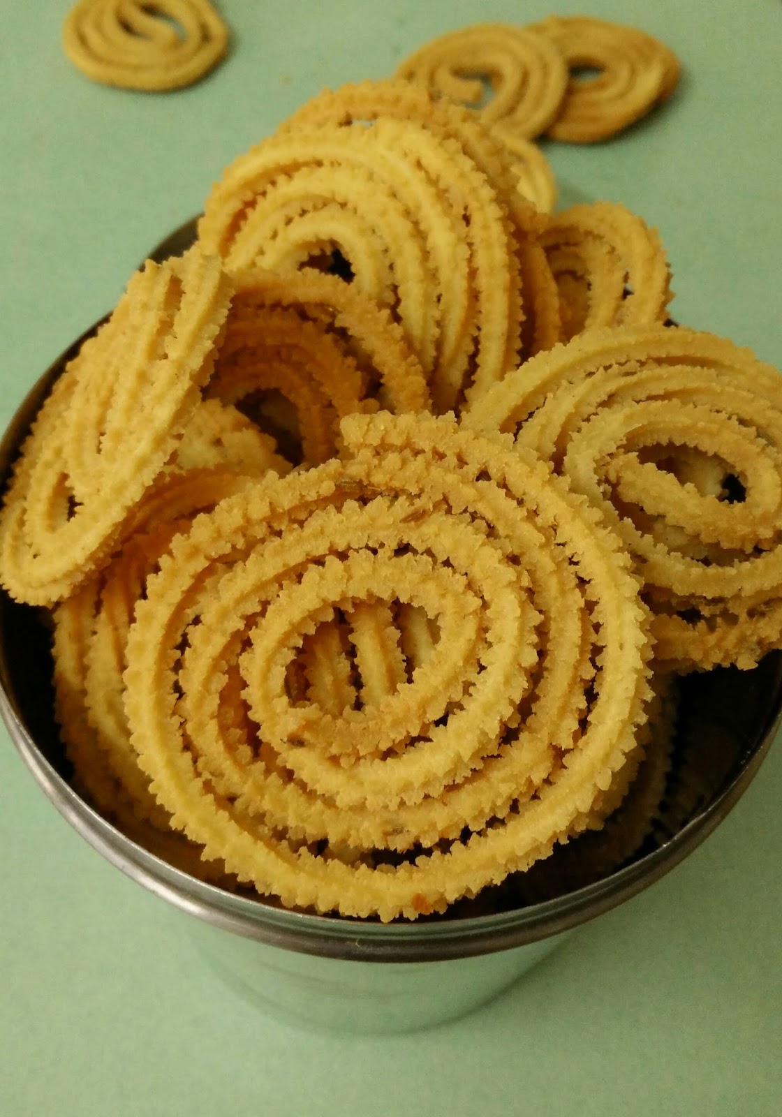 Welcome to Prameela's Kitchen: Mullu Murukku/ Chakkuli/ Chakli ...