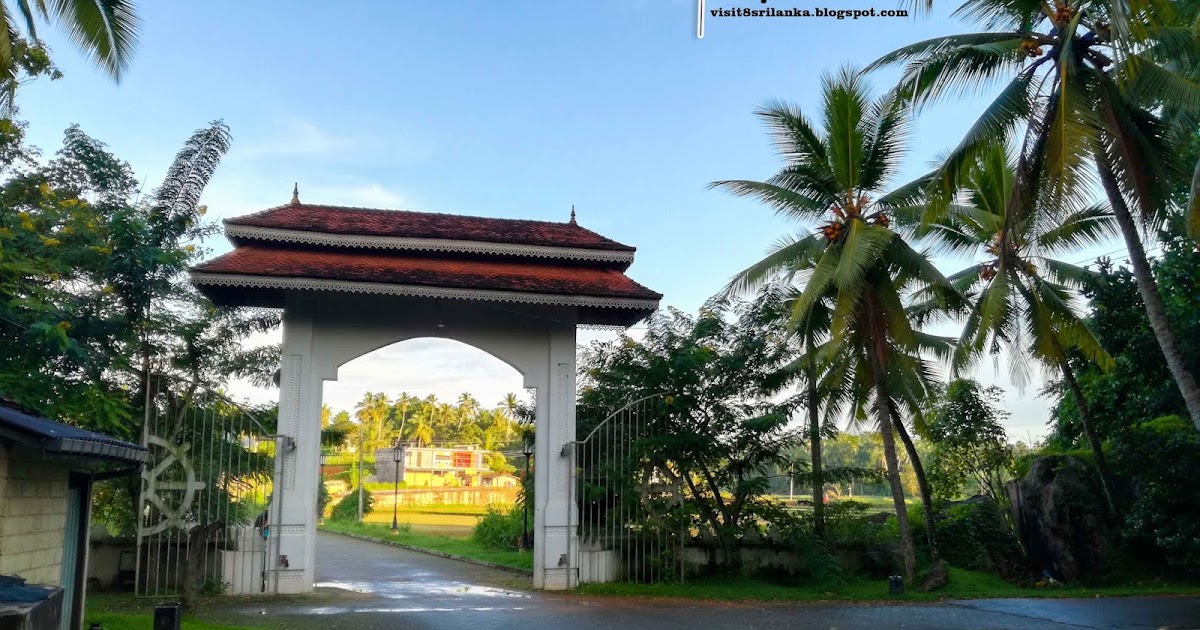 Travelling: Warana Temple