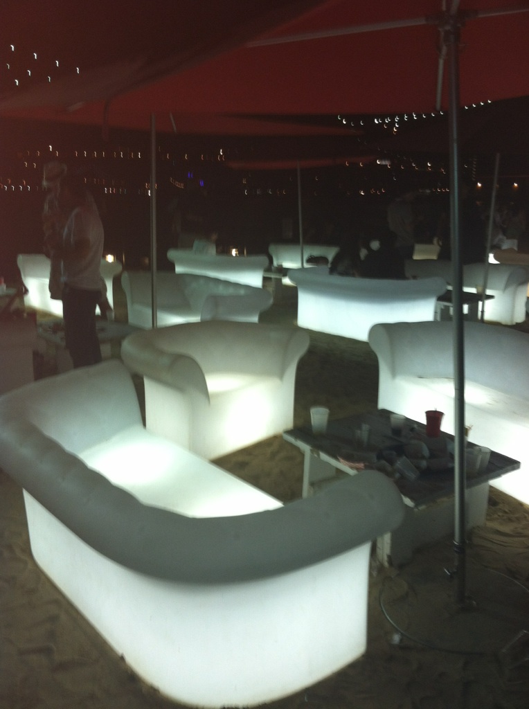 Pilar Scratch: Celebrity Stylist Pilar Scratch Showcases at the Beekman ...