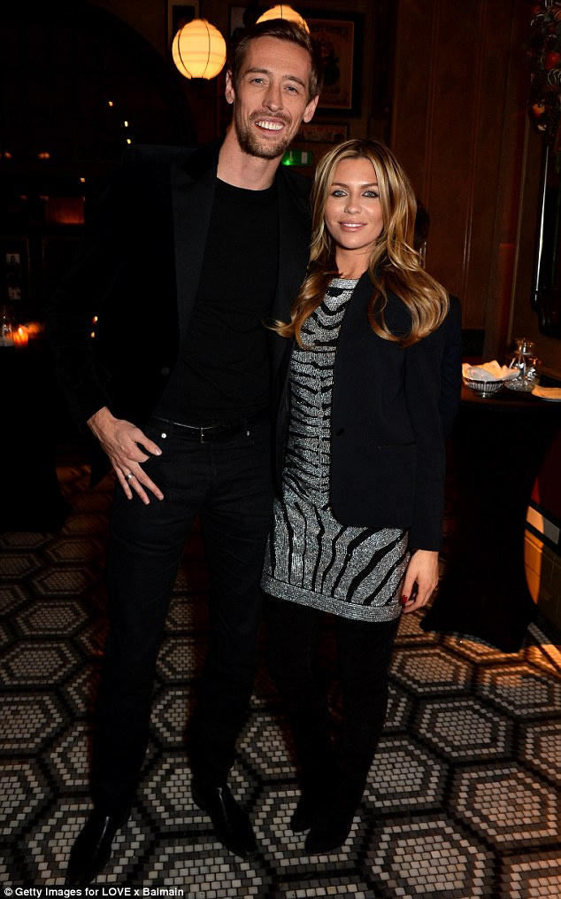 4800news blog: Wow: Footballer Peter Crouch and wife Abbey Clancy ...