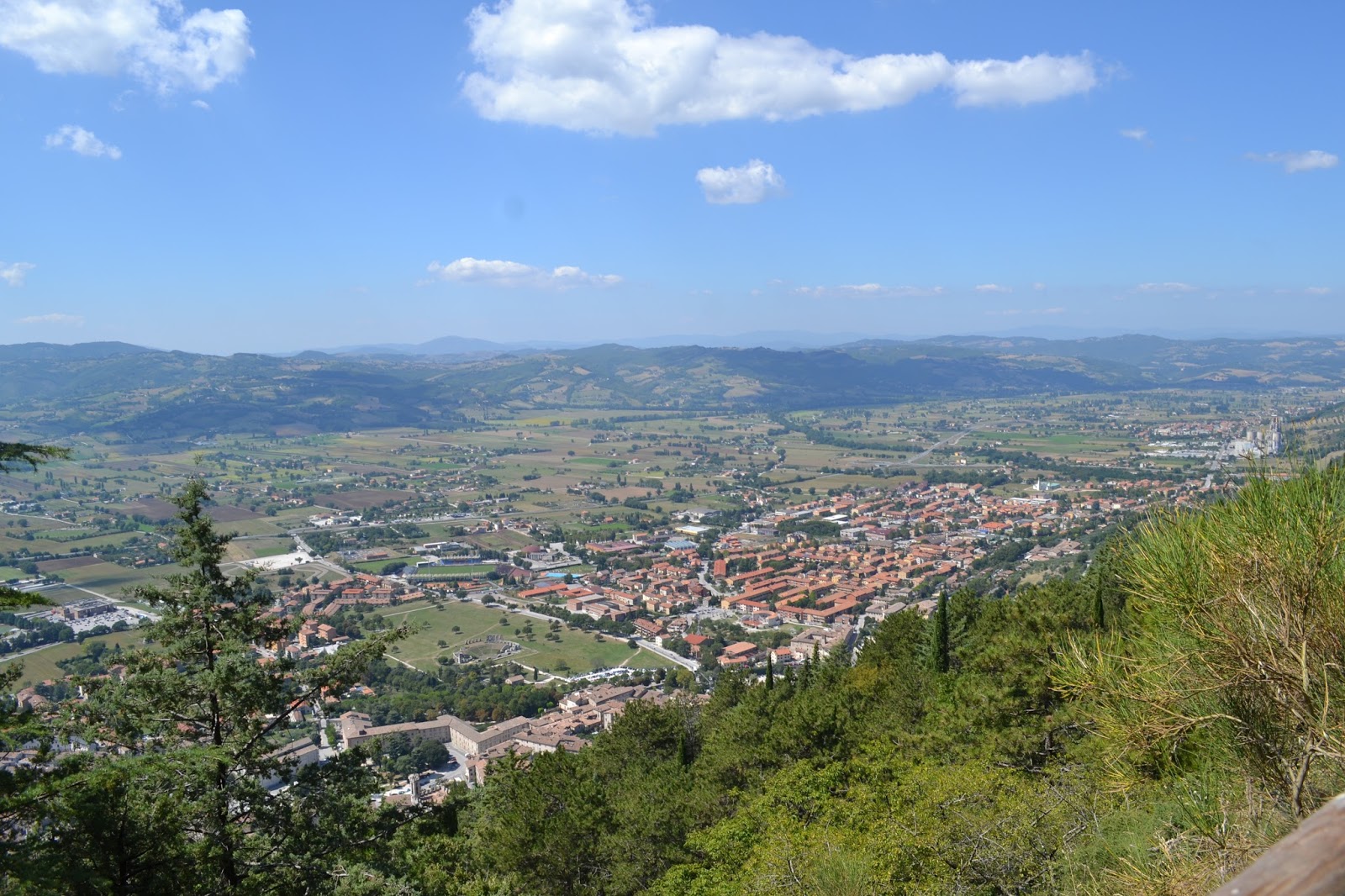 Collidifontanelle.it: Gubbio: Monte Ingino - Santuario di Sant'Ubaldo (4)