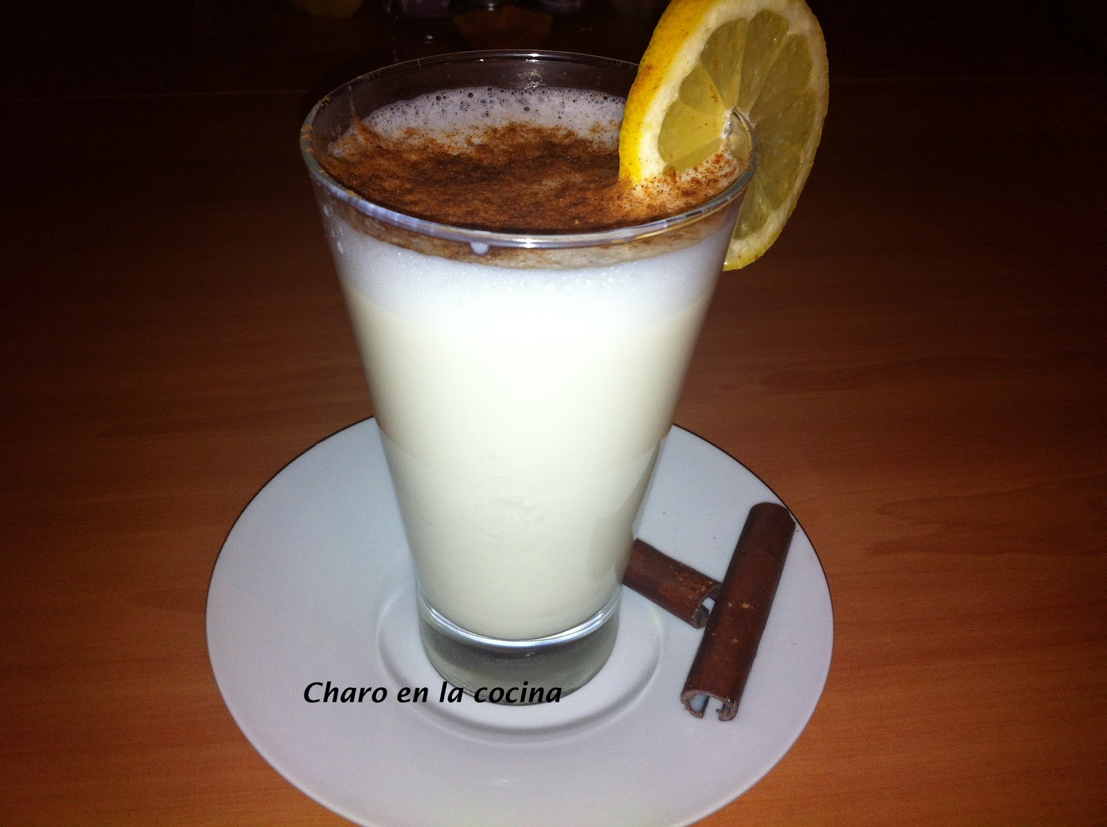 Charo en la cocina: Leche Preparada (Canela y Limon)