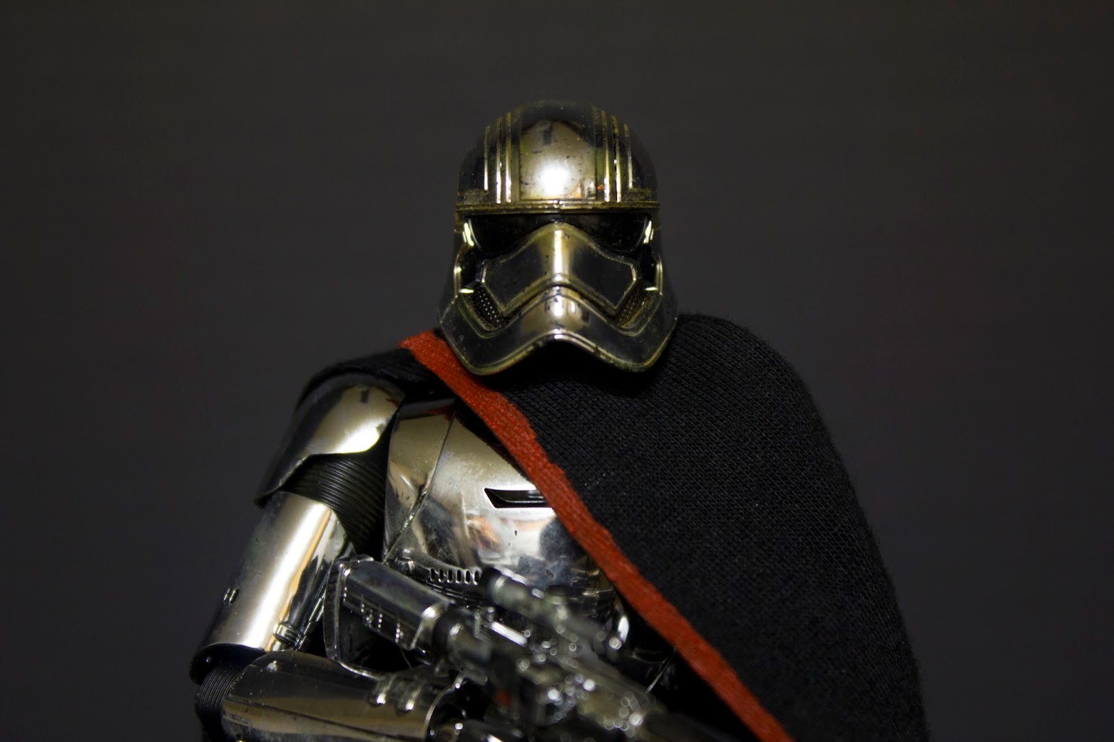 Bandai 1/2 scale Captain Phasma model kit build