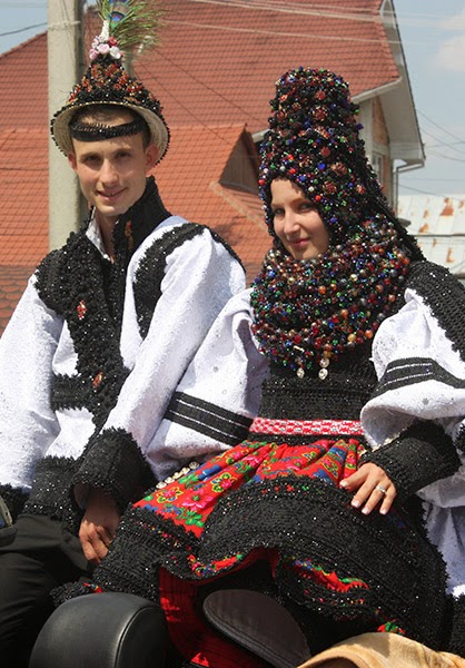 Romanian Handmade Team: Oas Wedding Collection