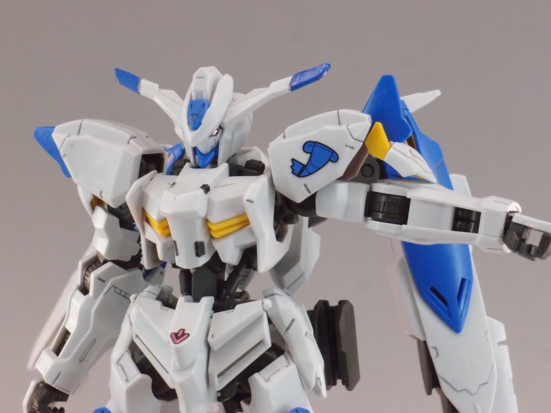 GUNDAM GUY: HG 1/144 Gundam Bael - Review by Kenbill