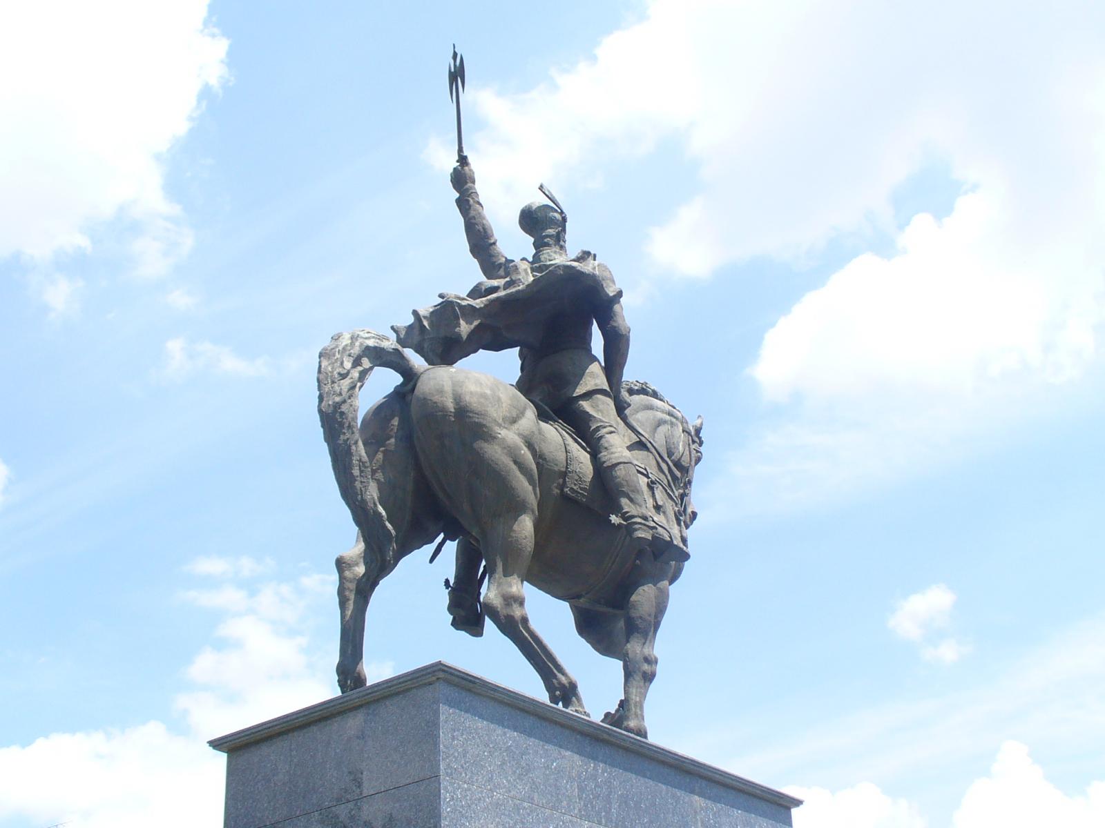 Craiova: Michael the Brave's Statue