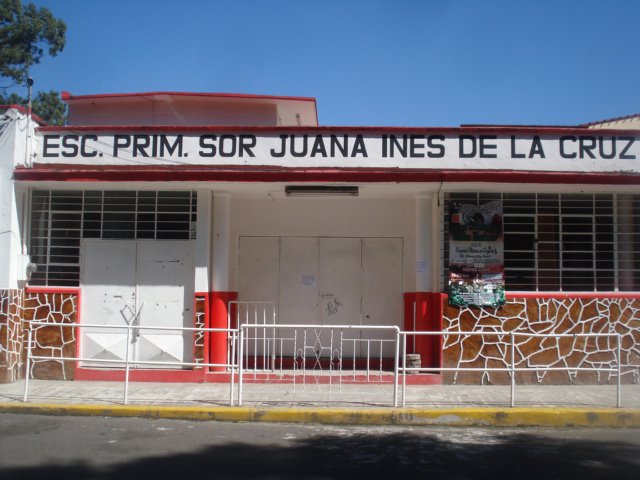 ESCUELA PRIMARIA SOR JUANA INES DE LA CRUZ: FACHADA DE LA ESC. PRIM ...