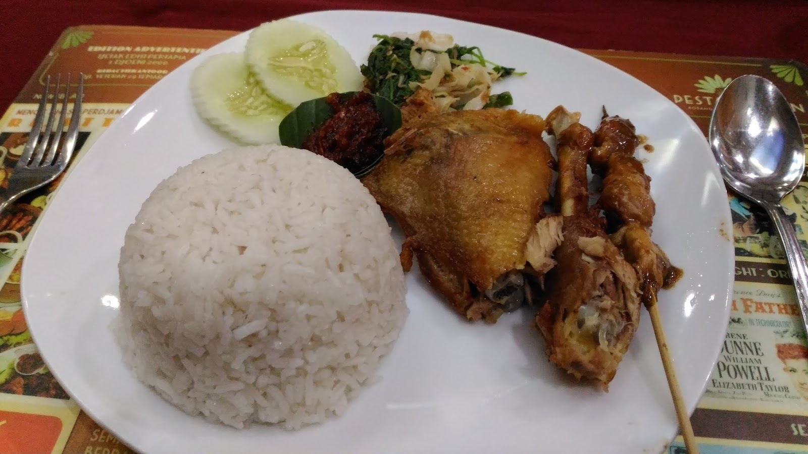 Nasi Ayam Goreng, Pesta Keboen, Semarang | Sang Pelancong