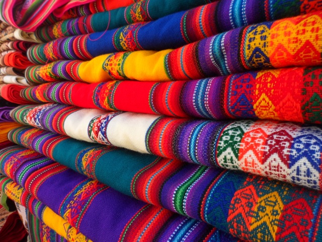 The Adventure Begins: Tarabuco, Bolivia... Textiles, Pulmón and a Lucky ...