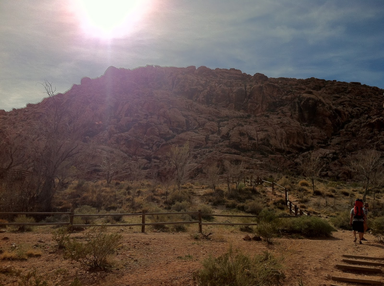 AC2LV Photo Blog: Sun Beaming Down At Calico Basin