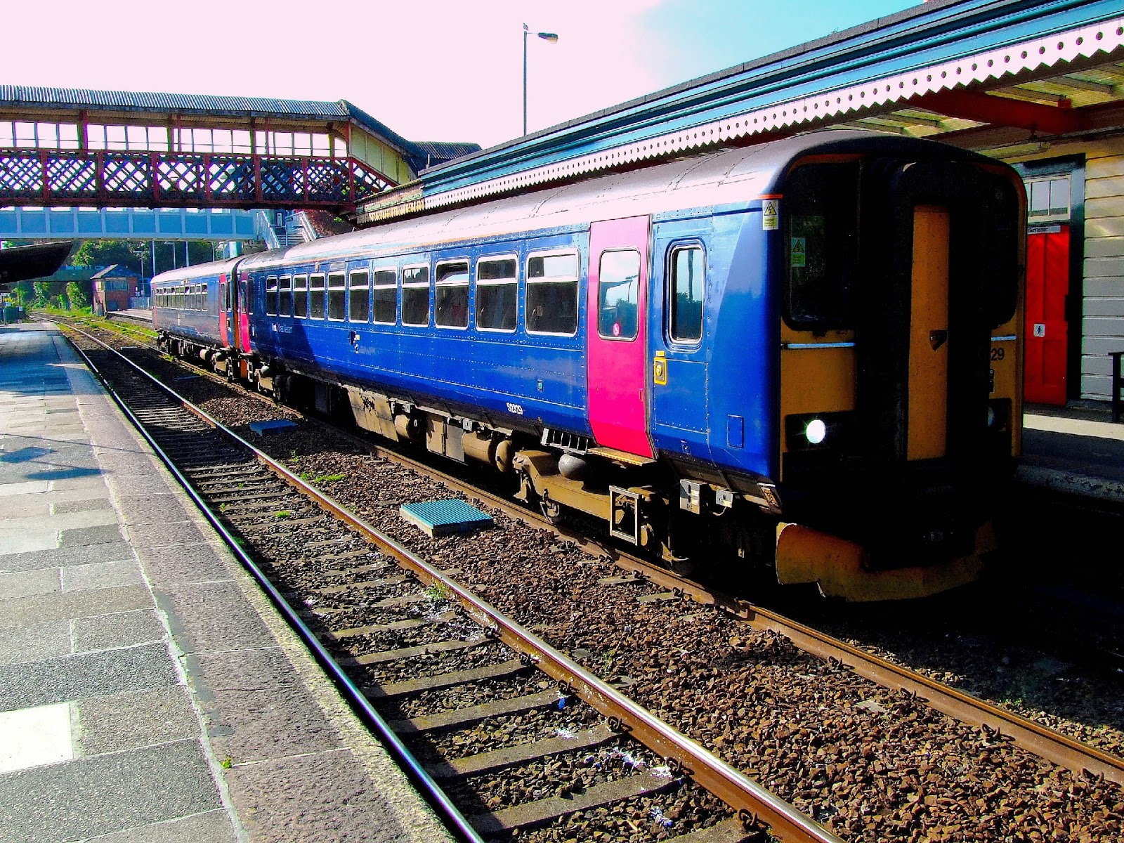 'Along These Tracks' Train Photos Site : Class 153329 2-Car ...