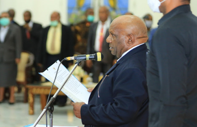 Klemen Tinal Minta Para Pejabat Bangun Provinsi Papua Tanpa Rasa Benci ...