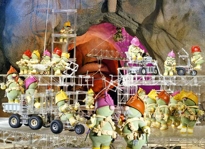 Pinoy In Papua New Guinea: Improving Things at Daru Island