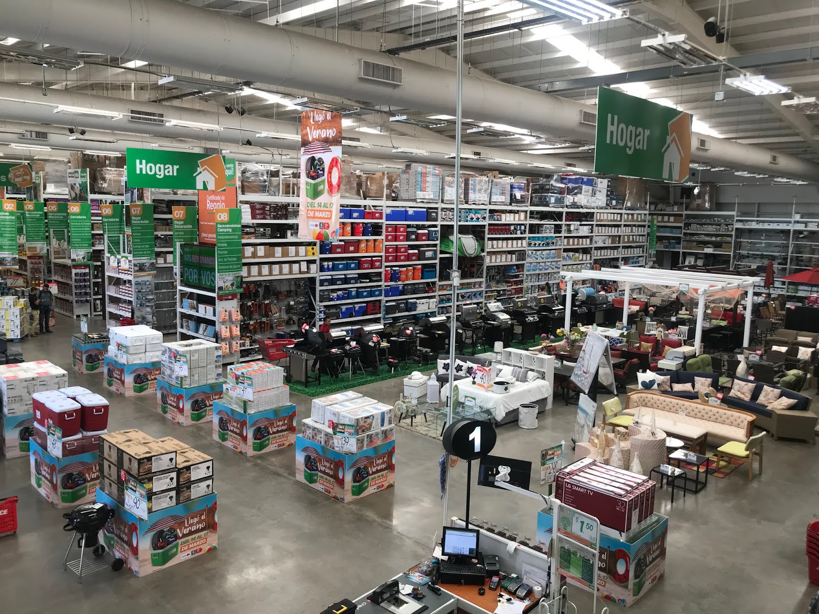 Negocios & Entretenimiento: Llegó el verano a SINSA